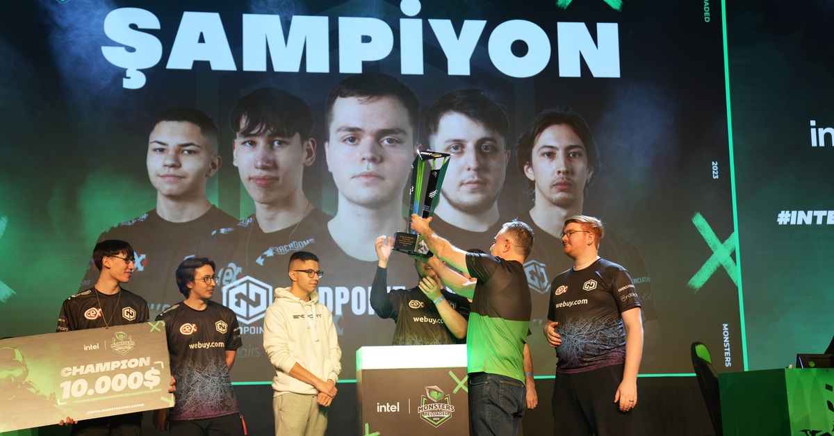 Grand Pera Emek Sahnesi'nde düzenlenen finalde Endpoint CeX şampiyon ...