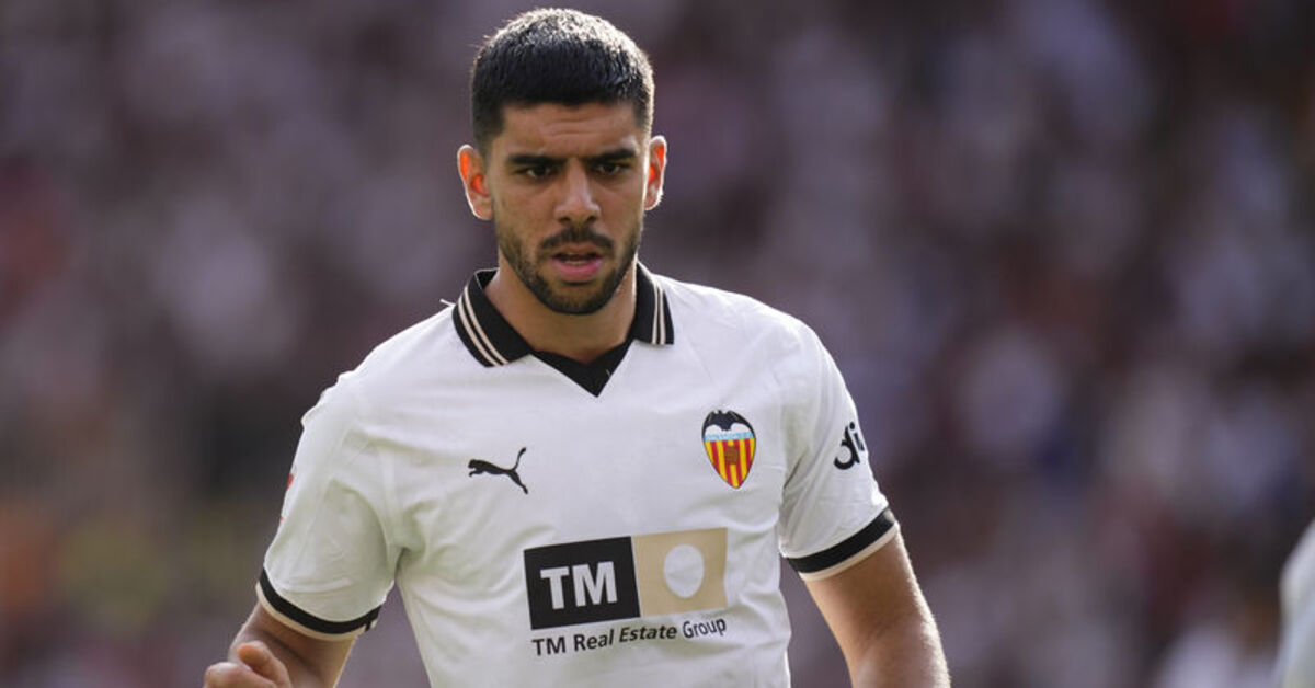 Cenk Özkaçar gelişmesi: Valencia'dan ayrılabilir! - Futbol Haberleri