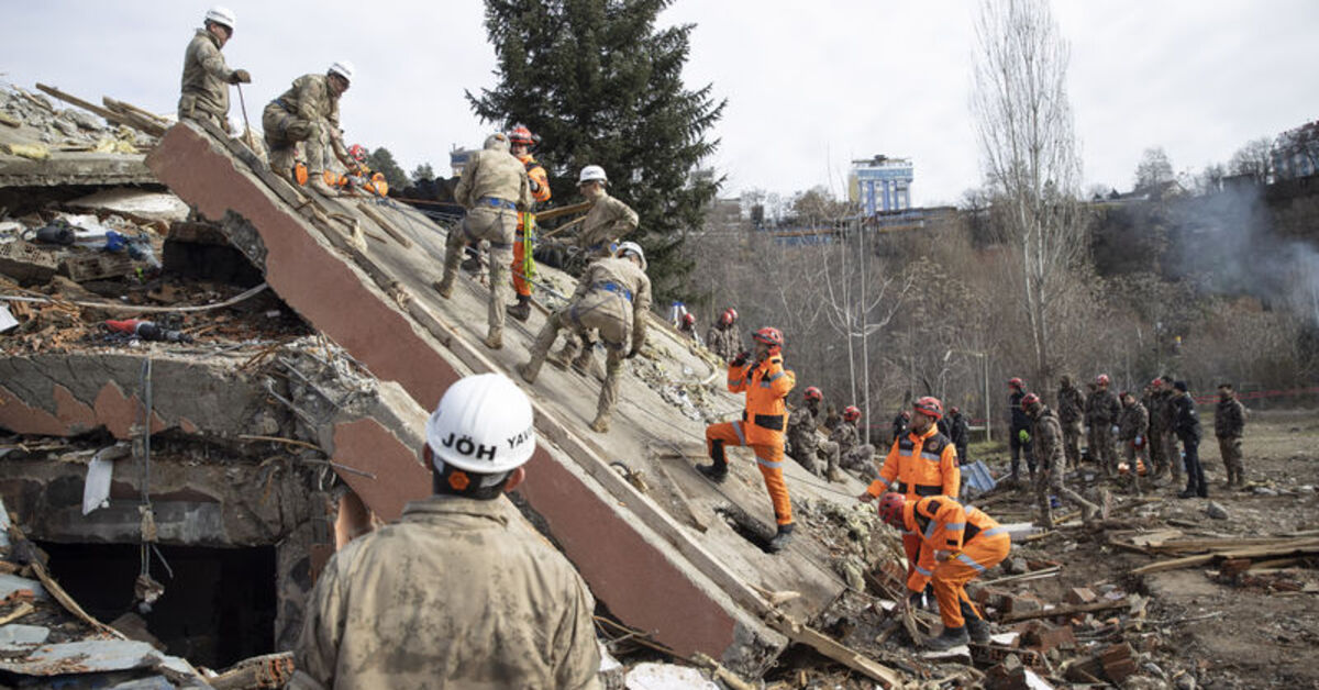 Son dakika deprem haberleri: İki fayın birleştiği nokta: Yedisu! Timler oluşturuldu! - Güncel ...