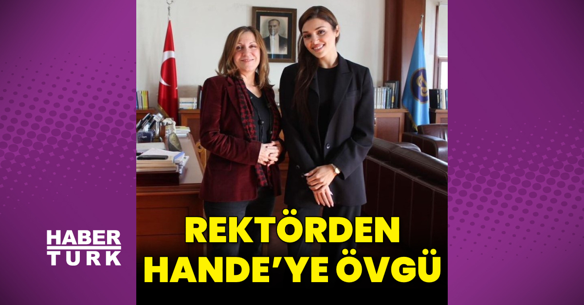 Okula geri dönen Hande Erçel, rektör Handan İnci ile poz verdi