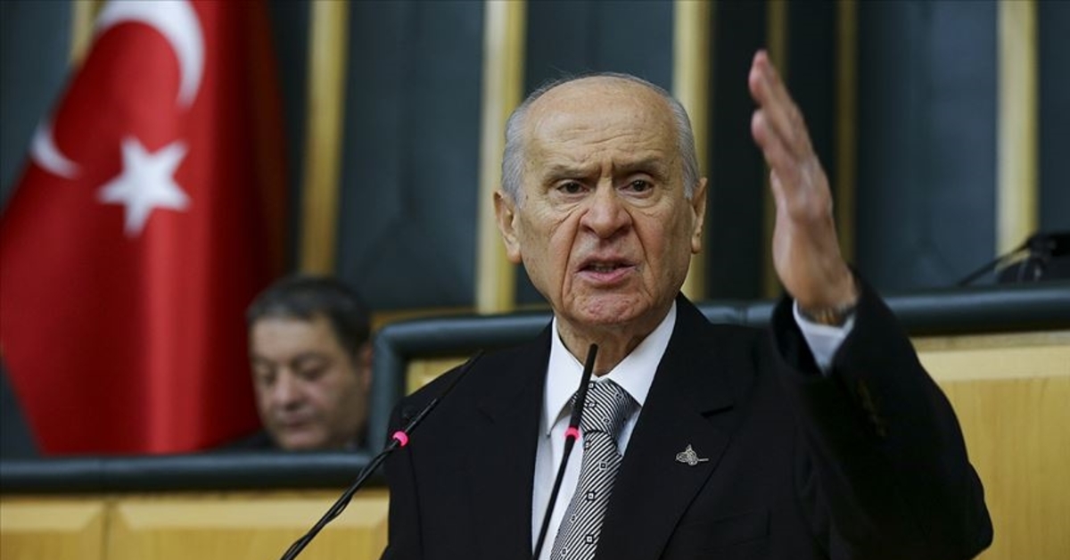 Devlet Bahçeli kimdir, kaç yaşında? MHP Genel Başkanı Devlet Bahçeli ...