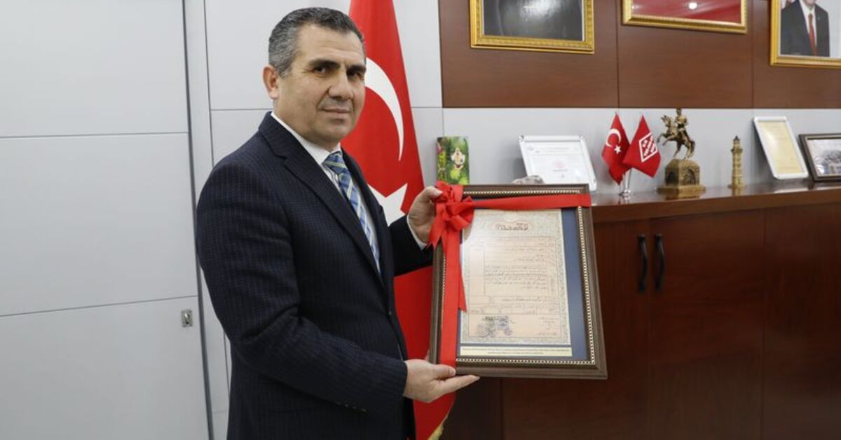 Samsun'da arşivden Atatürk'e ait tapu senedi çıktı