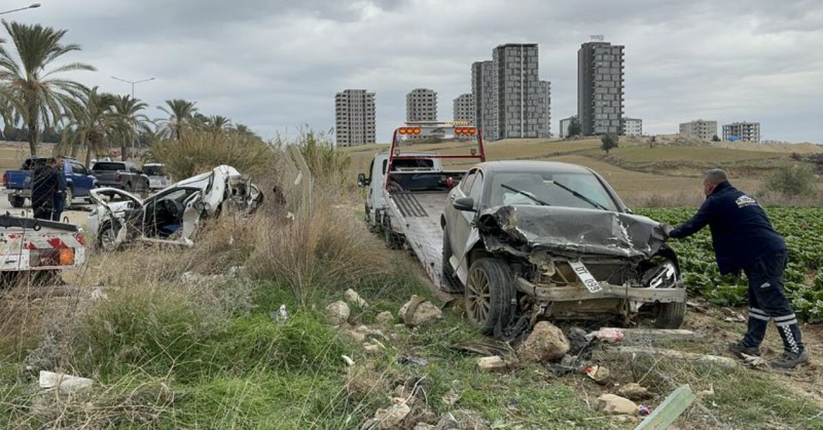 Son dakika: Adana'da 14 yaşındaki sürücü araca arkadan çarptı! 1 ölü ...