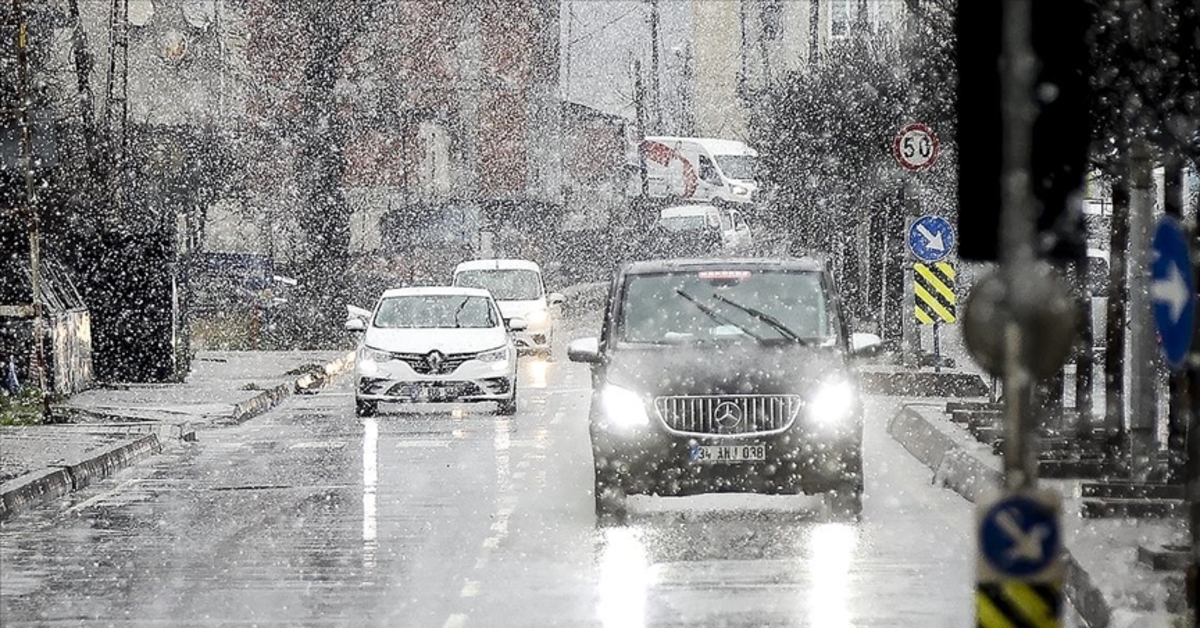 İSTANBUL HAVA DURUMU SON DAKİKA: AKOM'dan kar yağışı uyarısı! İstanbul'a kar ne zaman yağacak ...
