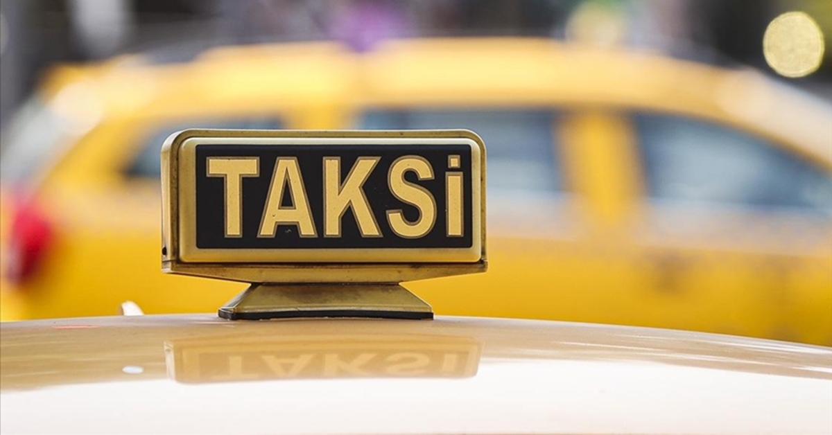 ZAMLI TAKSİ FİYATLARI 2025: İstanbul'da sarı taksi indi-bindi, kısa ...