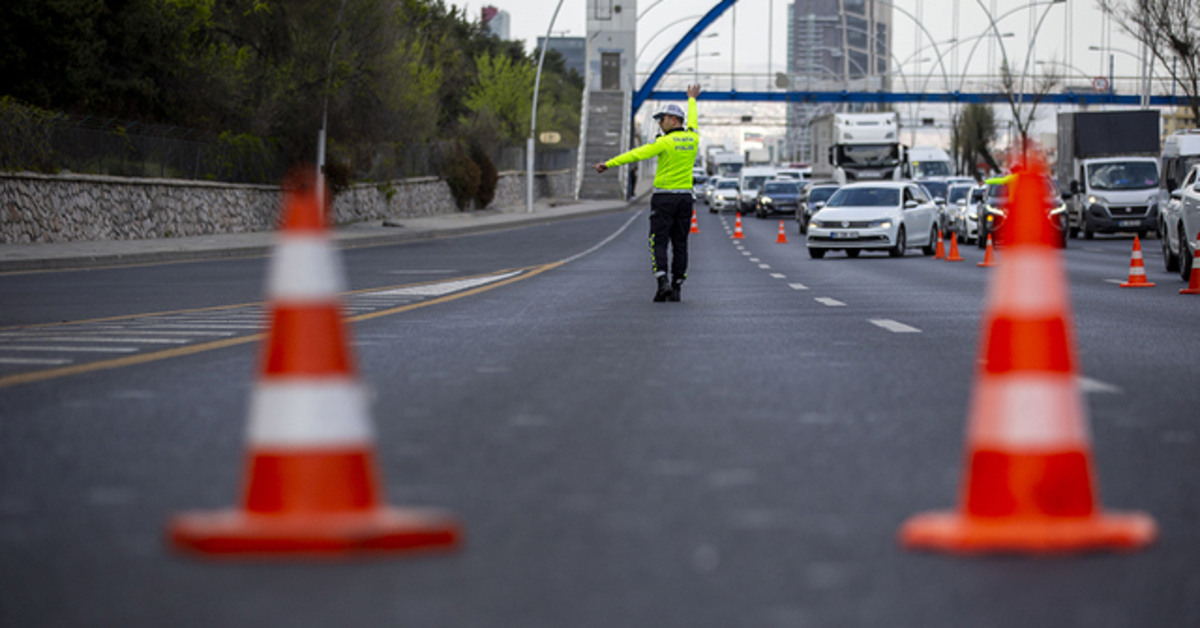 İSTANBUL TRAFİĞE KAPALI YOLLAR LİSTESİ 24 AĞUSTOS 2025: İstanbul'da ...
