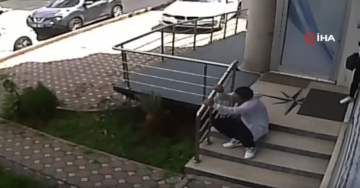 Fıtık sandı, muayenehane önünde kalp krizi geçirdi - Haberler | Sağlık ...