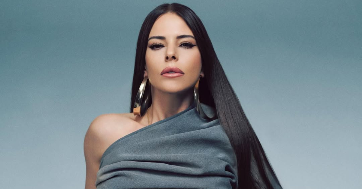 Simge Sağın, İran için konuştu: Aklım bu vahşeti almıyor - Magazin ...