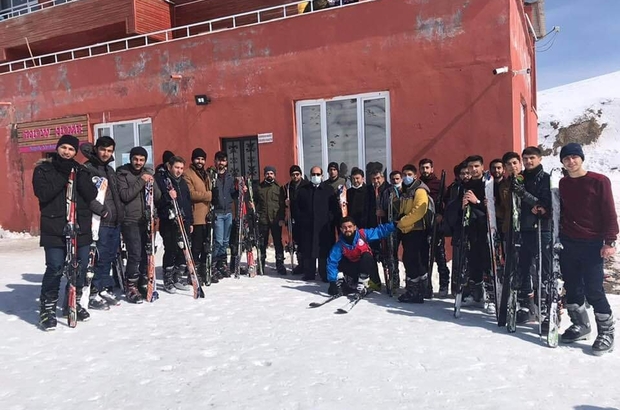 Hakkari’de “gençliğe değer” projesi - Hakkari Haberleri