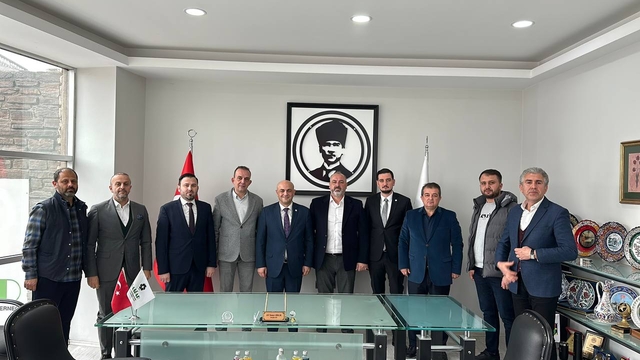 İYİ Parti Sakarya Büyükşehir Belediye Başkan adayı Kılıçaslan'dan oda ...