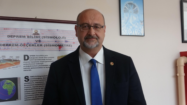 Prof. Dr. Bekler: Biga'da yeni bir fayın ortaya çıktığını söylemek söz ...