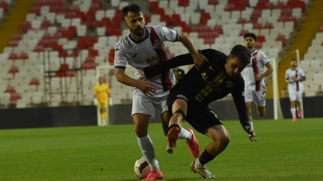 Iğdır Futbol Kulübü, 1'inci Lig'e yükseldi - Sivas Haberleri