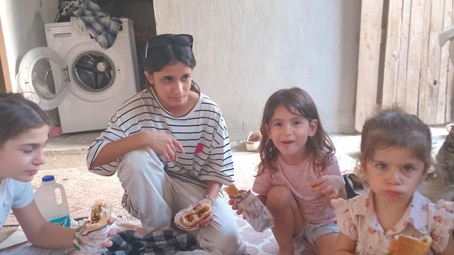 Çocuklarını tabancayla vurup, intihara kalkıştı; 3 ölü, 2 yaralı ...