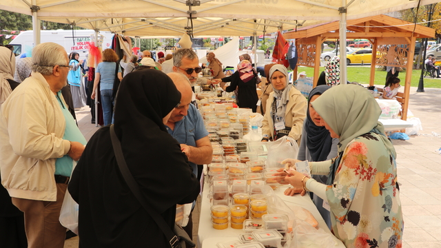 Tekirdağ'da "Sandıktan Sadakaya İyilik Kermesi" açıldı - Tekirdağ Haberleri