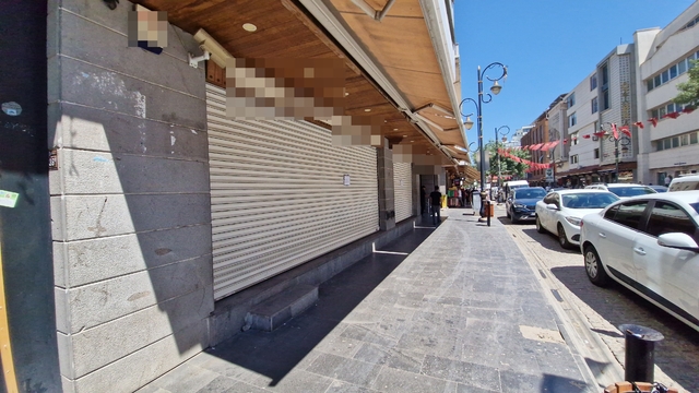 Diyarbakır'da banka şubesine silahlı saldırı - Diyarbakır Haberleri