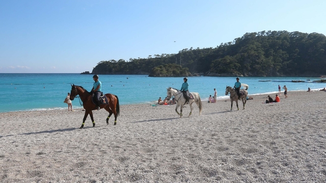 'Atlı Jandarma Timi' Ölüdeniz'de göreve başladı - Muğla Haberleri